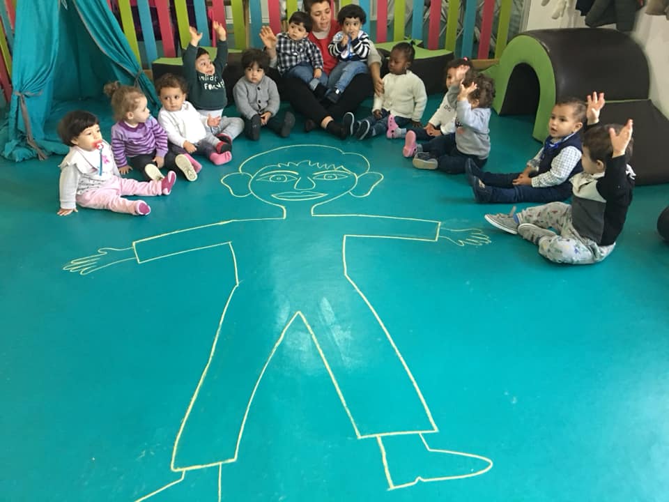 GARDERIE SCOLAIRE – Crayons de Couleurs
